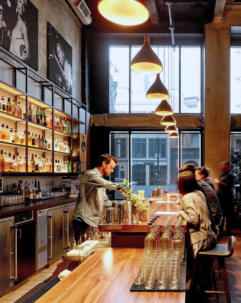 Bar Shiru - Studio KDA